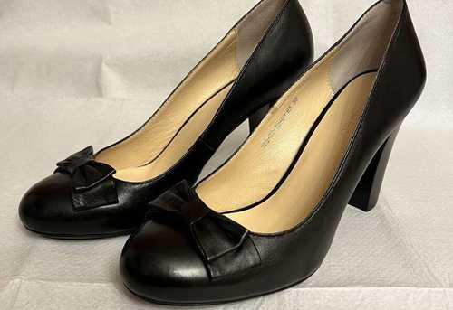 Обувь женская Calipso новые 39 р-р