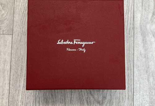 Коробка подарочная Salvatore Ferragamo