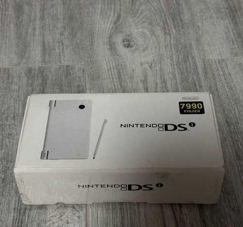 Nintendo DSi white twl-001