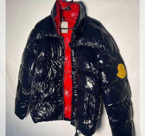 Пуховик Moncler