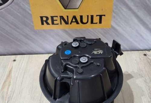 Вентилятор мотор печки отопителя Renault logan