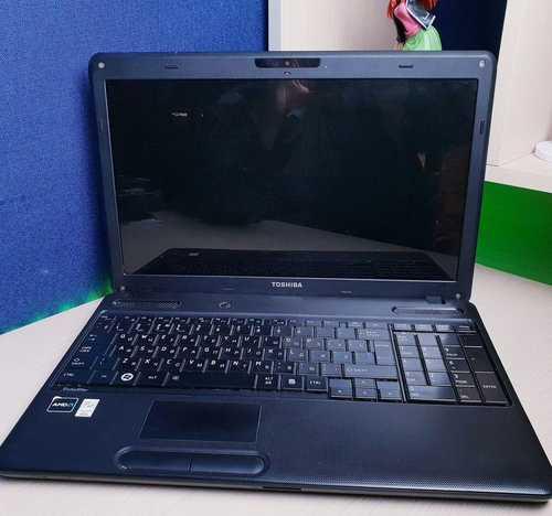 Ноутбук на разбор Toshiba Satellite C660D