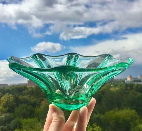 Ваза конфетница СССР цветное стекло гутное купорос