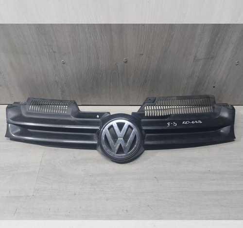 Решётка радиатора volkswagen golf 5