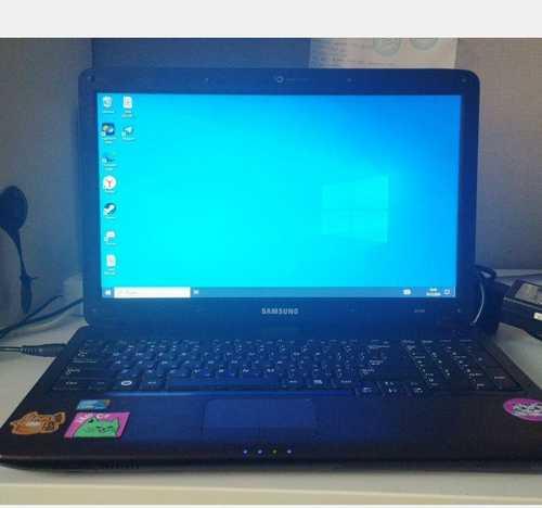 Ноутбук samsung r540