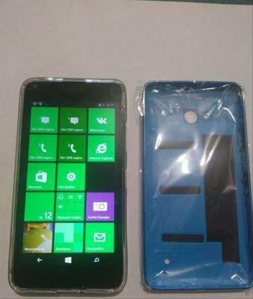 Смартфон Microsoft Nokia Lumia 640 с чехлом