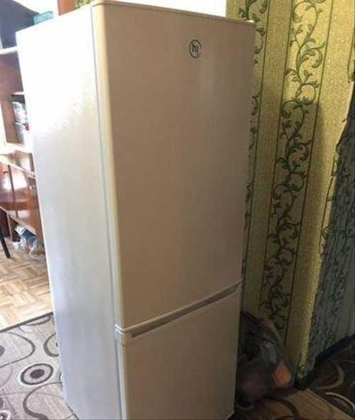Холодильник hi