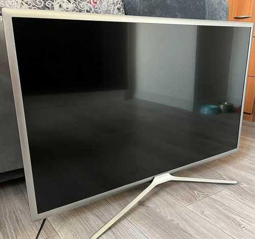 Телевизор samsung SMART tv 32 дюйма