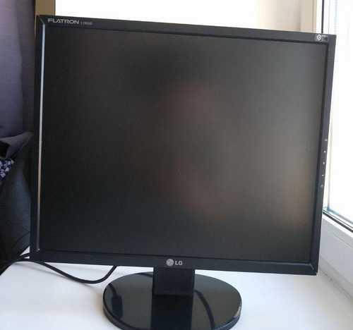 Монитор LG flatron l1953s