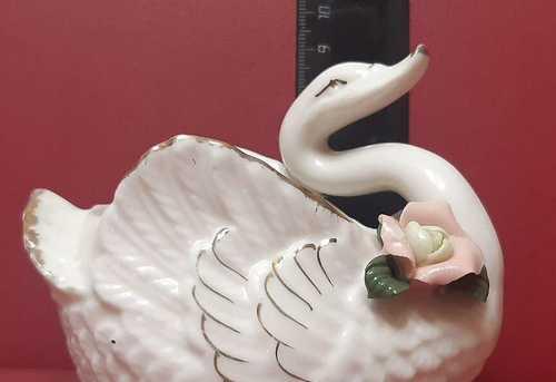 Фарфоровая вазочка "Лебедь". Италия. 10 см