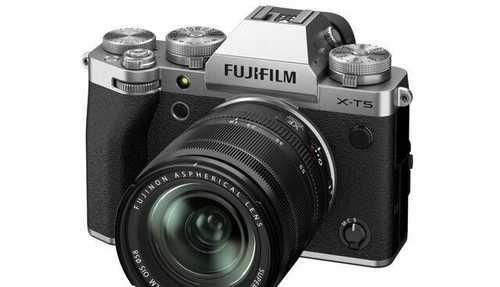 FujiFilm X-T5 Kit XF 18-55mm F2.8-4 R OIS WR