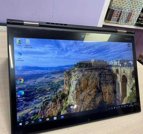 Lenovo Thinkpad Yoga X1, i5, 8/256 GB