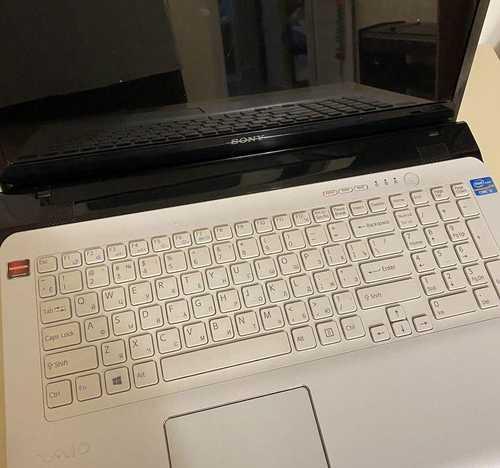 Ноутбук Sony Vaio SVE171E11v