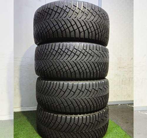 Michelin X-Ice North 4 SUV 245/45 R20 и 275/40 R20