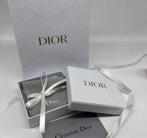 Коробка белая Dior