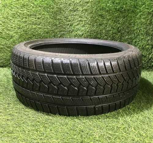 Ovation W-586 235/40 R18 95H