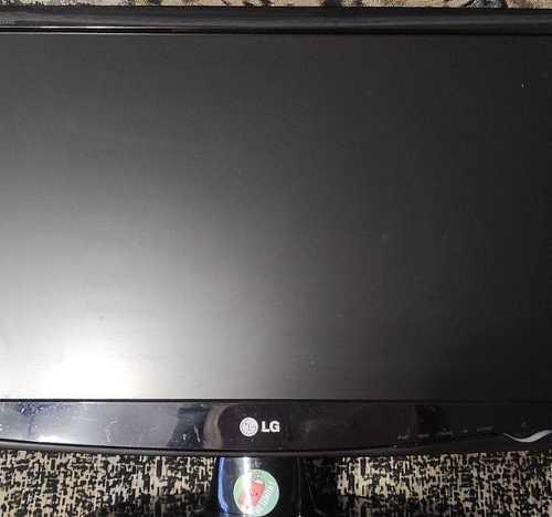 Монитор LG Flatron W2243S