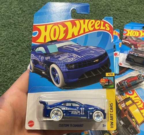 Hot Wheels Custom '11 Camaro