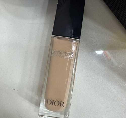 Dior forever консилер