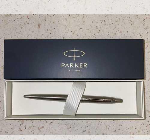 Шариковая ручка Parker синяя