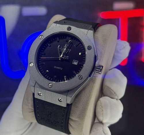 Мужские наручные часы hublot с зеленым ремешком