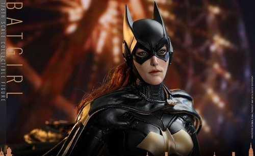 Hot Toys VGM40 Batman Arkham Knight - Batgirl 1/6