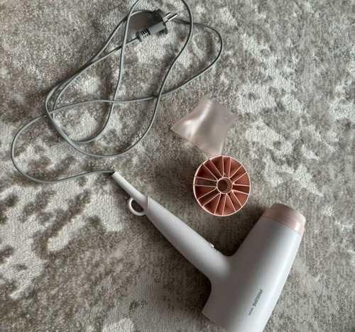 Фен для волос philips