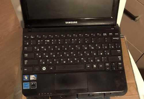 Нетбук Samsung NC110-P06