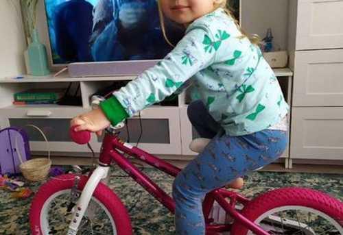 Детский велосипед, колёса снимаются