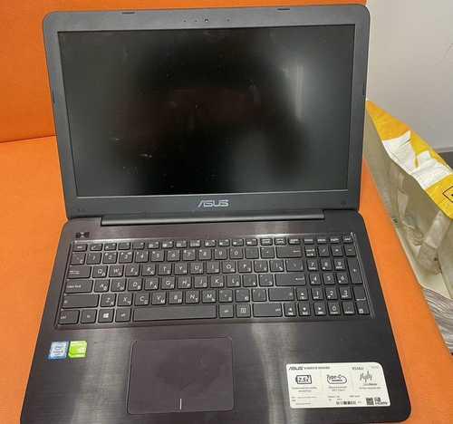 Ноутбук Asus x556u