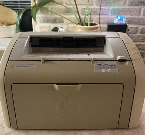 Принтер HP laserjet 1020