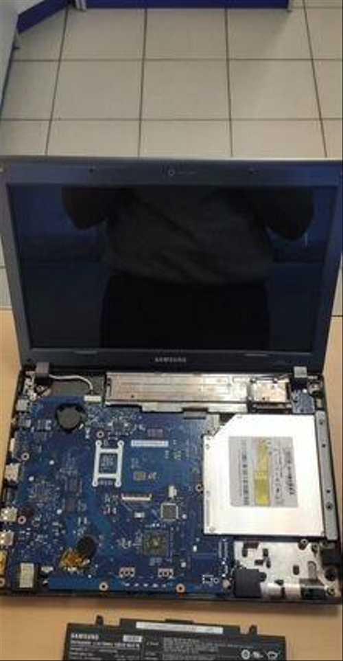 Ноутбук Samsung r425 на разбор