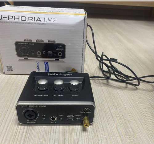 Звуковая карта behringer u phoria um2