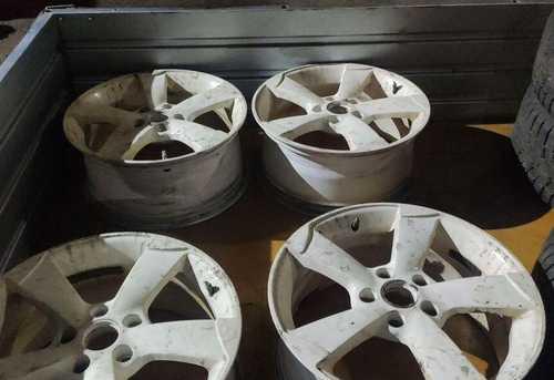 Литые диски r17 Audi роторы