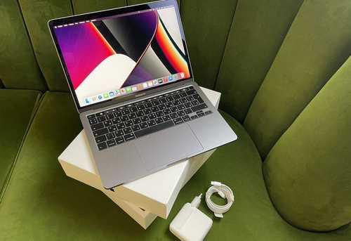 2021 Like New MacBook Pro 13 i7 32GB 512GB