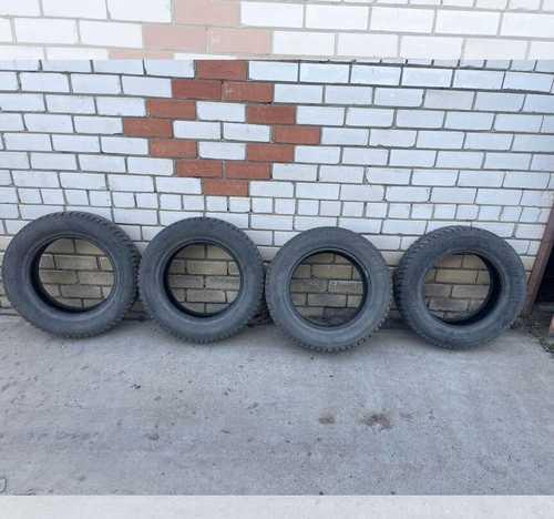 Laufenn I Fit Ice LW 71 225/65 R17