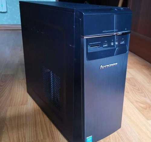 Core i7 (Xeon) / 32 GB / GTX 750