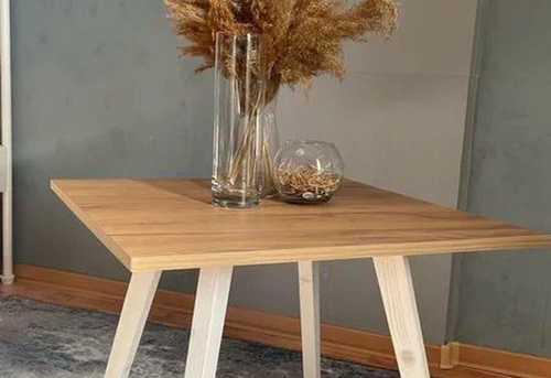 Журнальный столик деревянный