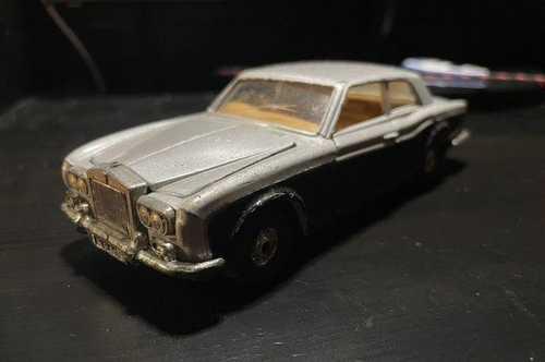 Модель автомобиля Rolls-Royce Corniche 1/36