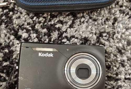 Компактный фотоаппарат kodak m1033