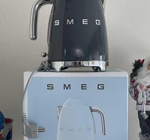 Чайник Smeg новый черный