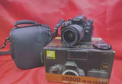 Зеркальный фотоаппарат Nikon D5200 Kit 18-55 VR II