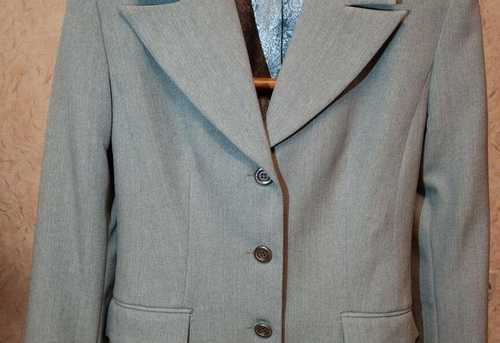 Пиджак женский 44 размер