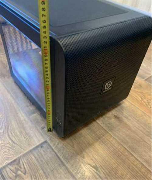 Корпус Thermaltake Core V21