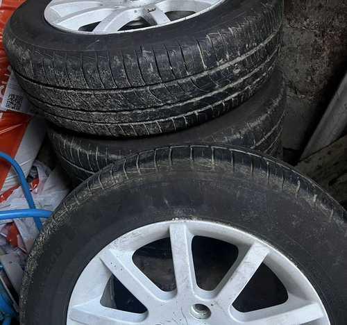 Продам колеса pirelli r15