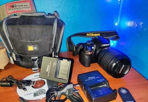 Фотоаппарат Nikon D3200 + объектив DX 18-105мм