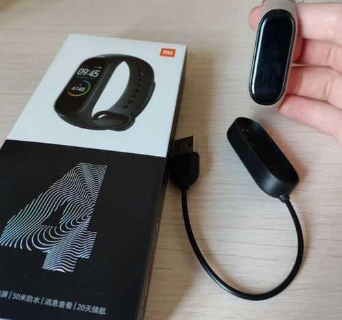 Фитнес браслет xiaomi mi band 4