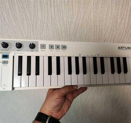 Midi клавиатура секвенсор Arturia Keystep