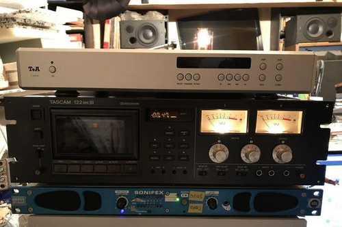 Кассетная дека Tascam 122 mkIII