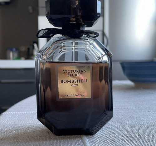 Духи остаток Victoria's Secret Bombshell Oud